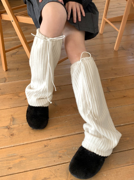WONDER WONDER (ワンダーワンダー) - バエル起毛ブーツカットリブストリングレッグウォーマー / Bael brushed bootcut ribbed string leg ...