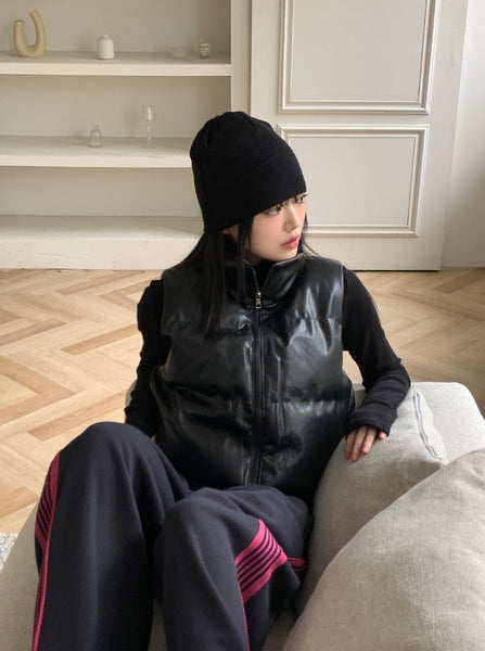 WONDER WONDER (ワンダーワンダー) - デビーレザークロップダウンベスト / Debbie Leather Crop Padding Vest – einz.jp